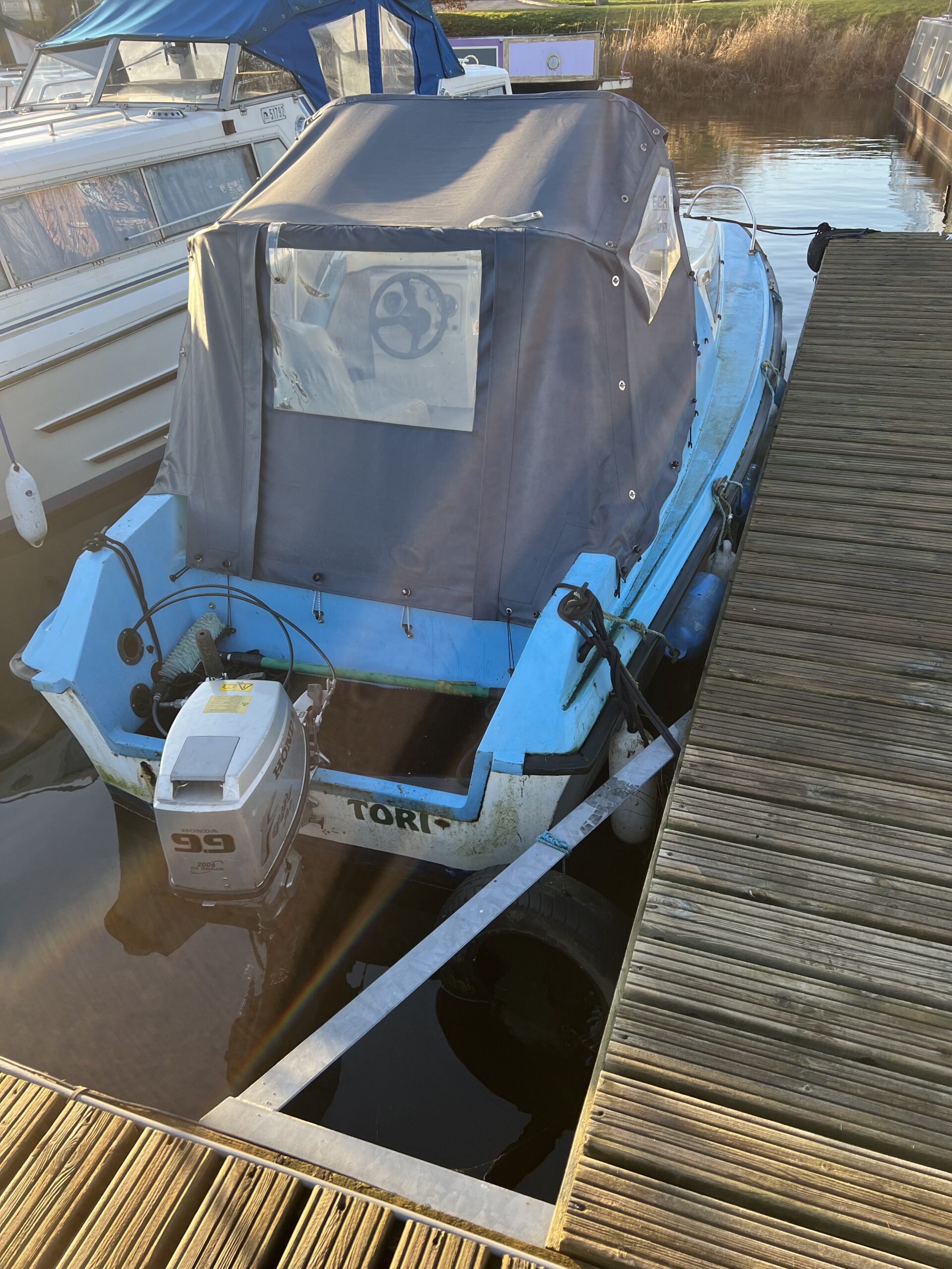 Pacific 550 - BoatHub